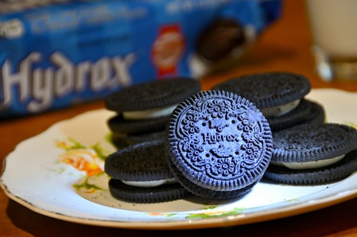 Hydrox, Oreo, And The Fight For Sandwich Cookie Supremacy